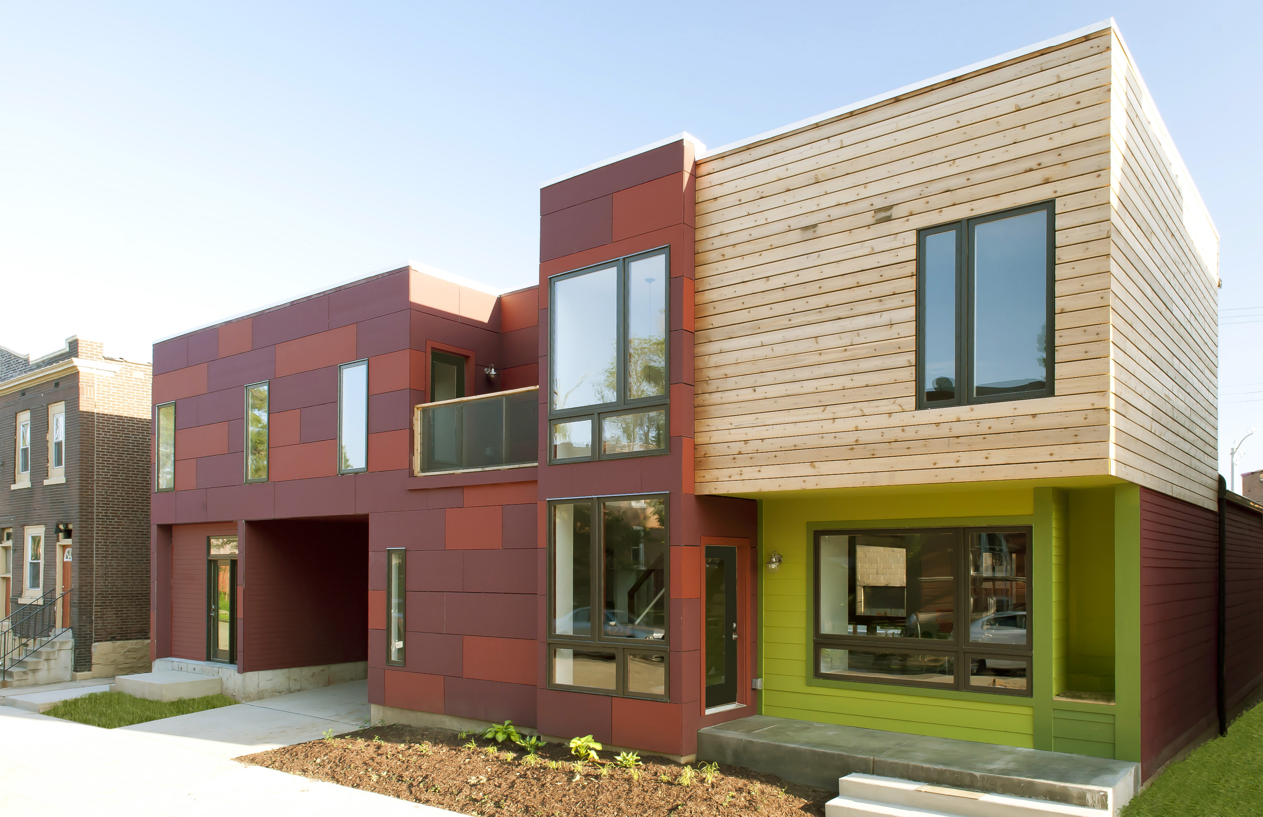 FM House - UIC Homes